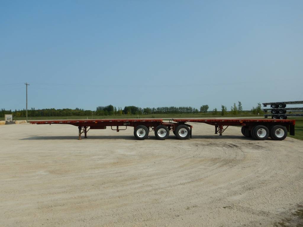 1994 Doepker Super-B Flat Deck Trailer - Little League Equipment Sales