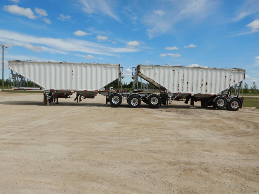 2010 Lode King Super-B Grain Hopper Trailers (#484 #485) - Little ...