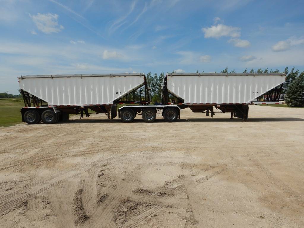 2010 Lode King Super-B Grain Hopper Trailer (#2039 #2040) - Little ...