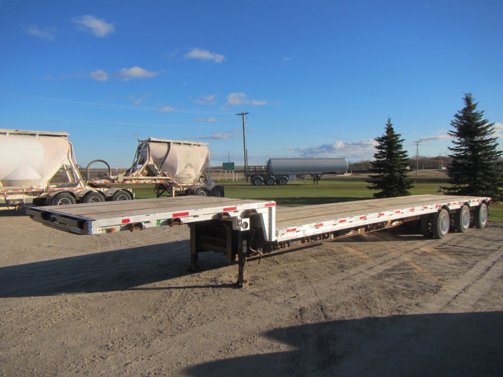 2005 Lode King 51' Tridem Step deck Trailer - Little League Equipment Sales