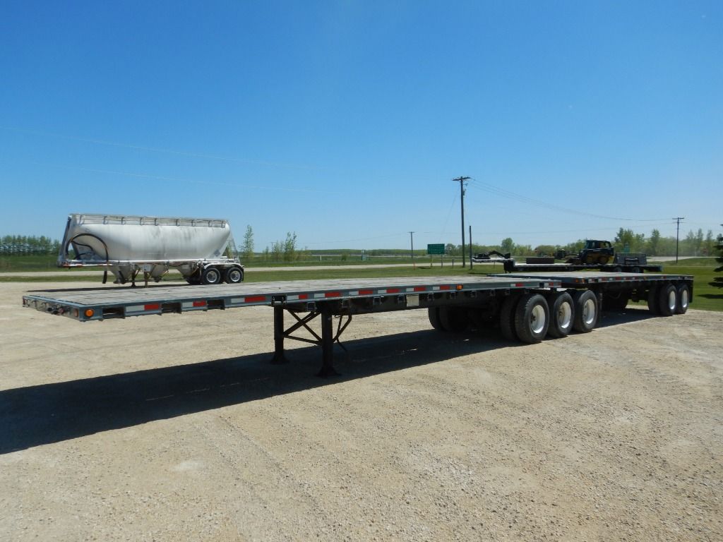 1993 Peerless Super-B Flat Deck Trailer - Little League Equipment Sales