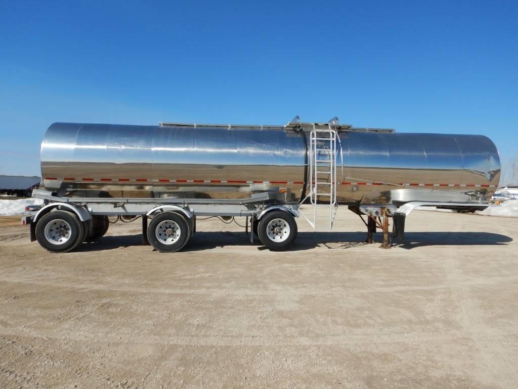 1990 Polar 43' Tri-Axle Stainless Tanker Trailer (#421) - Little League ...