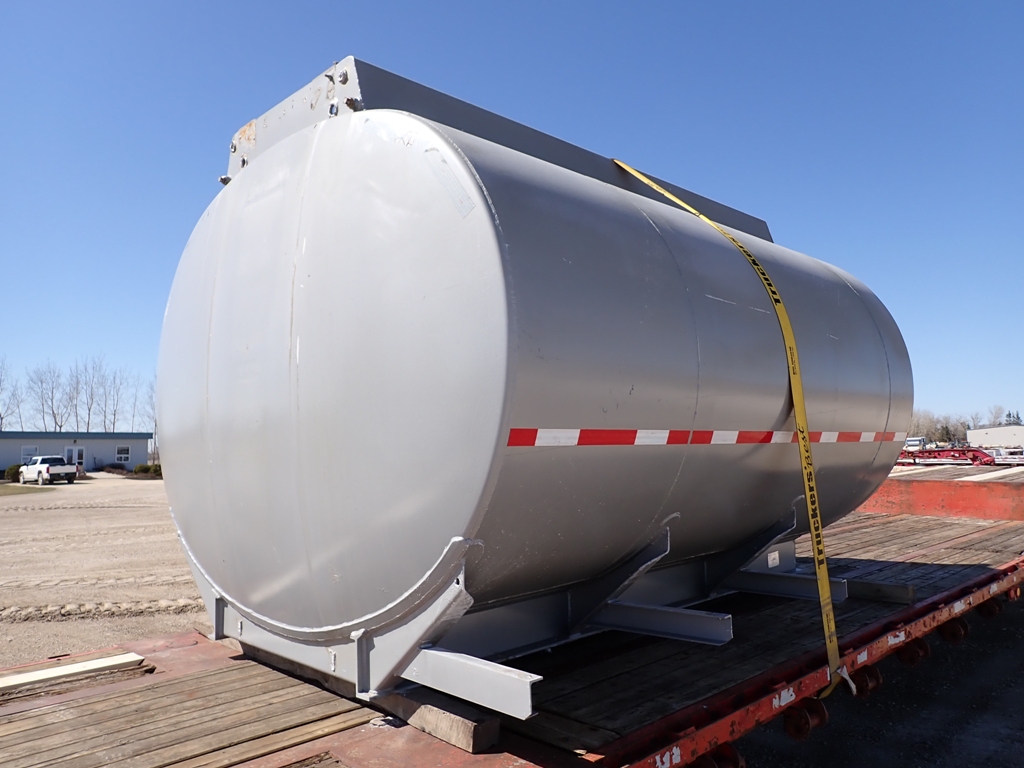 1994 Columbia 12,000 Litre Aluminum Tank (#3) - Little League Equipment ...